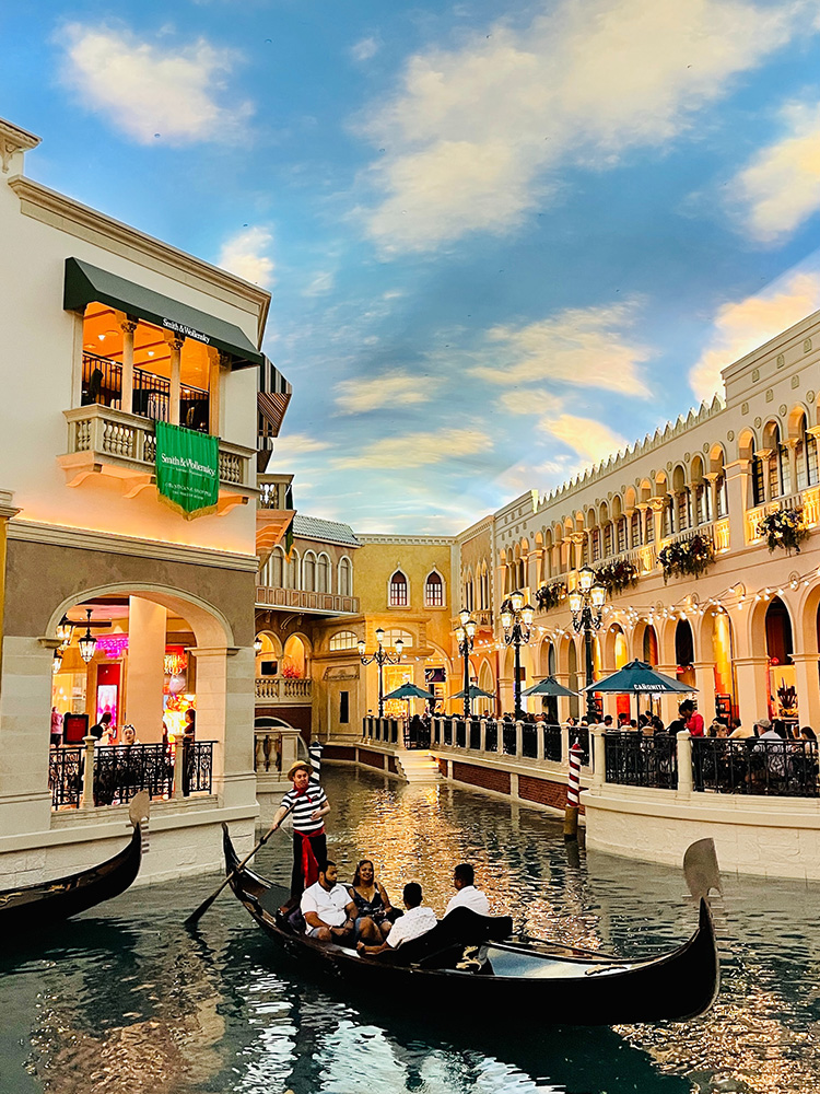 Gondola Rides - Identity Vegas